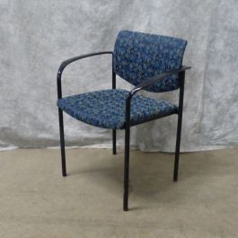 Steelcase-Player-Conversation/Side-Chair-Blue-Pattern-Fabric-With-Arms