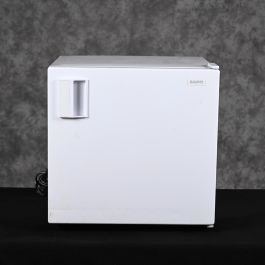 Sanyo-SR-172W-Mini-Fridge/Freezer-White-
