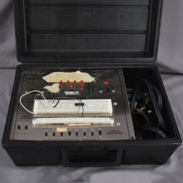 Elenco-Electronics-Digi-Trainer-XK-220-Laboratory-Breadboard