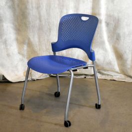 Herman-Miller-Caper-Stacking-Stacking-Chair-Blue-Plastic-No-Arms-with-Wheels