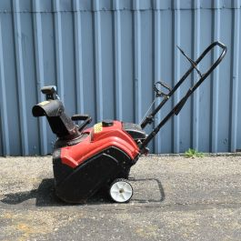 Toro-418-ZR-Single-Stage-Snowblower-18"