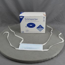 3M-1818-Box-of-Face-Masks-One-Size-Fits-All