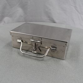 Box-with-Hinged-Lid-Silver-Colored-Metal-With-Handles-With-a-Lid-7"x4"x2.5"