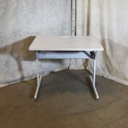 Bretford-3521-GMQ-Desk-Beige-Colored-Laminate-Rectangle-36"x30"x29"