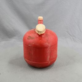 Eagle-Manufacturing-Fuel/Gas-Can->/=-2.5-Gal-Red-Plastic-With-Handles ...