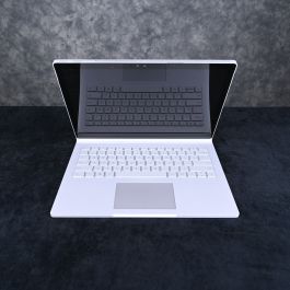 Microsoft-Surface-Book-8GB-2.4-GHz-Grade:B