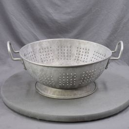 Colander-Metal-16"
