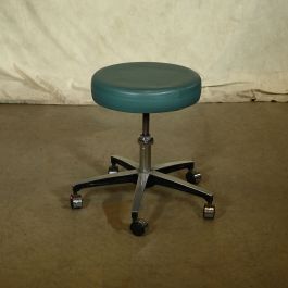 Midmark-123-001-Medical-Stool-with-Wheels