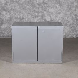 Knoll-Storage-Cabinet-Silver-Colored-Metal-1-Shelf-Cabinet-Lockable ...