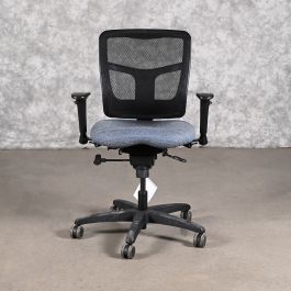 KI-Impress-Ultra-Office-Chair-Blue-Pattern-Fabric-Adjustable-with-Arms
