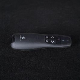 Logitech-R400-(Wireless-Presenter)-Presentation-Remote