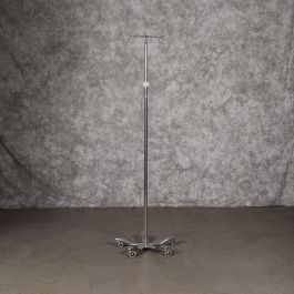 Pedigo-IV-Stand