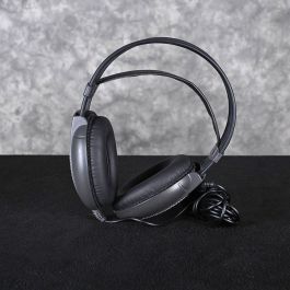 AKG-M80-Stereo-Headphone