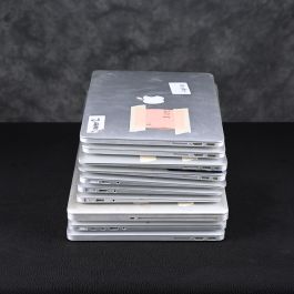 Lot-of-10-Various-Apple-MacBook-Laptops-B108025