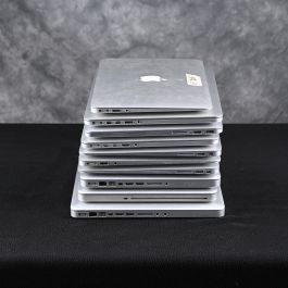 Lot-of-10-Various-Apple-MacBook-Laptops-B108294