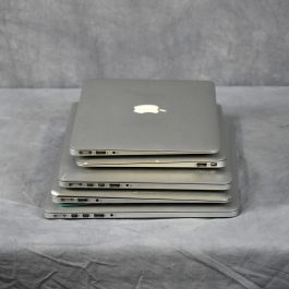 Five-(5)-Various-Apple-MacBook-Laptops-B101316
