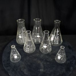 Seven-(7)-Various-Erlenmeyer-Flasks