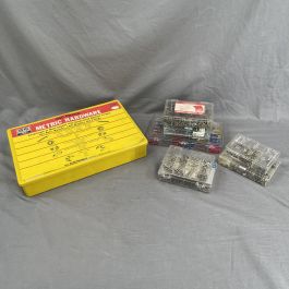Bid-Lot-of-Various-Fasteners