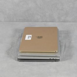 Four-(4)-Various-Apple-Laptops