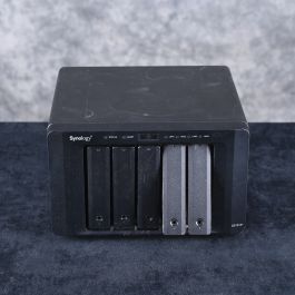 Synology-DS1513+-Hard-Drive-Enclosure