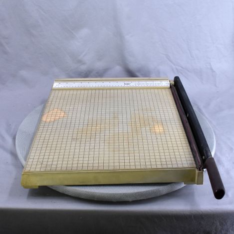 The-Trimmer-People-Paper-Cutter-16"