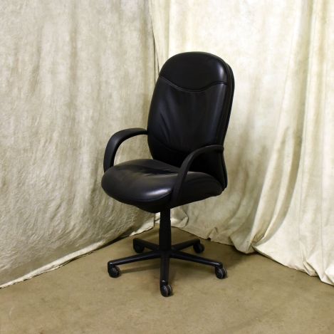 Vecta-5632361-Office-Chair-Black-Leather-Adjustable-with-Arms-with-Wheels
