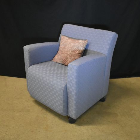 Steelcase-Accent-Chair-Blue-Colored-Fabric-with-Arms-with-Wheels