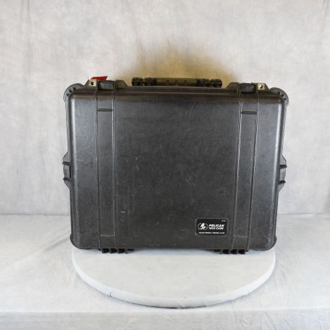 Pelican-Series-1600-Waterproof-Storage-Box->10"-Black-Colored-Plastic ...
