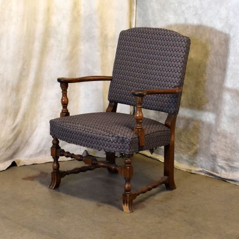 Conversation/Side-Chair-Blue-Pattern-Colored-Fabric-with-Arms-46379