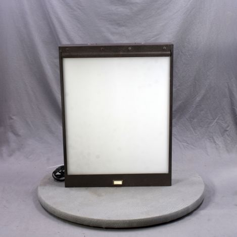 Brandt-Light-Box-Fluorescent