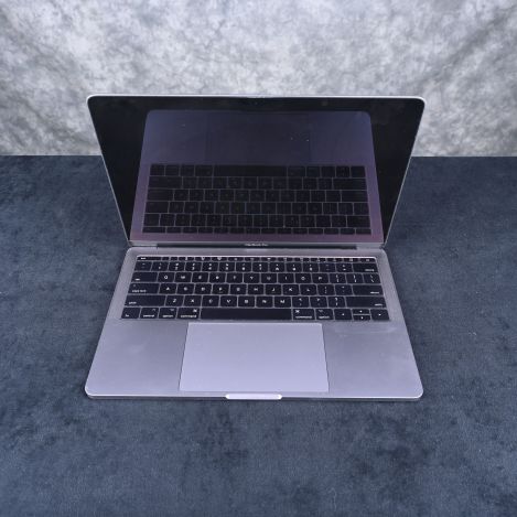 Apple-2017-MacBook-Pro-13"-Space-Gray-i7-macOS-Mojave-512GB-Grade:B