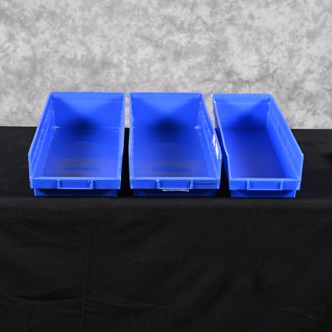AKRO-MILS-Mixed-Lot-of-Containers-Blue-Plastic-Nesting