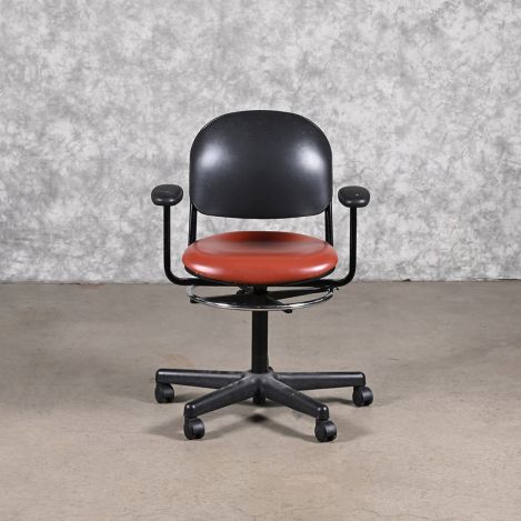 KI-Torsion-(Stool)-Office-Chair-Brown-Vinyl-Adjustable-with-Arms-with ...