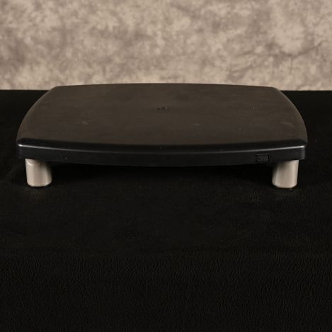 3M-Monitor/Laptop-Riser-Gray-Plastic-15"x12"x3"