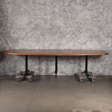 Steelcase-861204838-Conference-Table-Medium-Wood-Colored-Laminate-Oval ...
