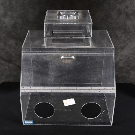 CBS-Scientific-IH-024-Dead-Air-Box/PCR-Workstation