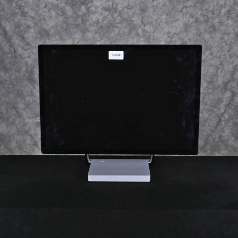 Microsoft-Surface-Studio-1-1707-Desktop-B108673