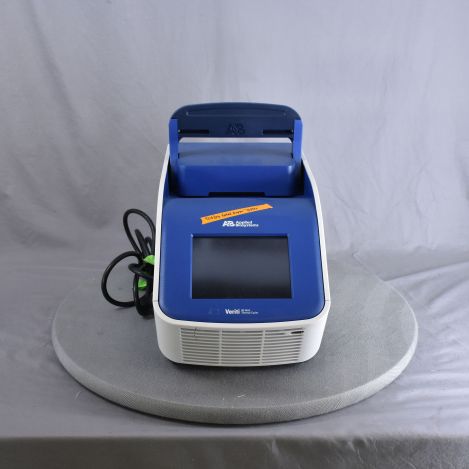 Damaged-Applied-Biosystems-Veriti-PCR/Thermal-Cycler-B103071