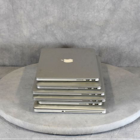 Six-(6)-Various-MacBook-Pro-Laptops